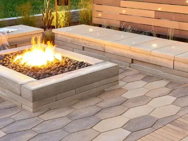 BOREALIS WALL/CURB, DOUBLE SIDE, HAZELNUT BRANDY | Techo-Bloc