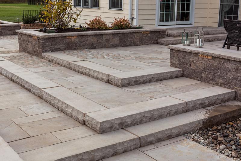 York Step | Stone Steps | Techo-Bloc | Techo-Bloc