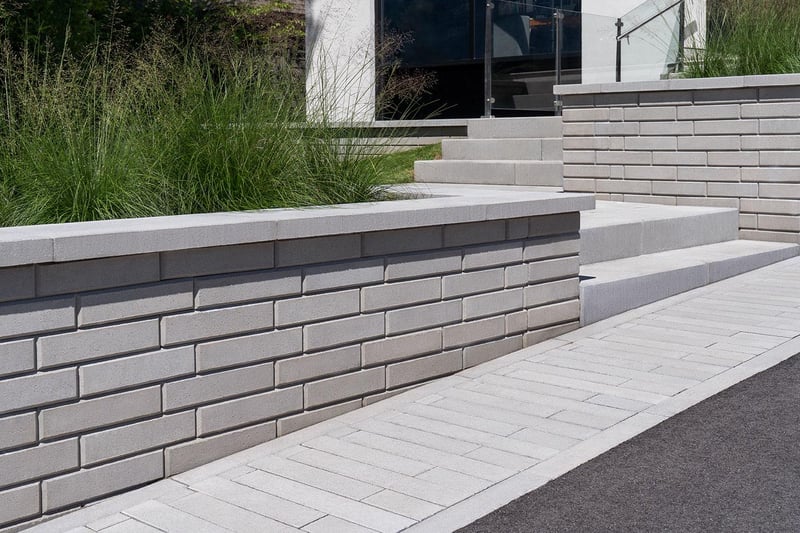 RAFFINATO 180,PILR/CRNR/CURB, SMOOTH, SHALE GREY | Techo-Bloc