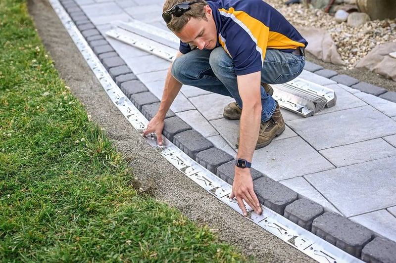 Pave-Tool Hybrid Edge | High-Performance Paver Edging | Techo-Bloc